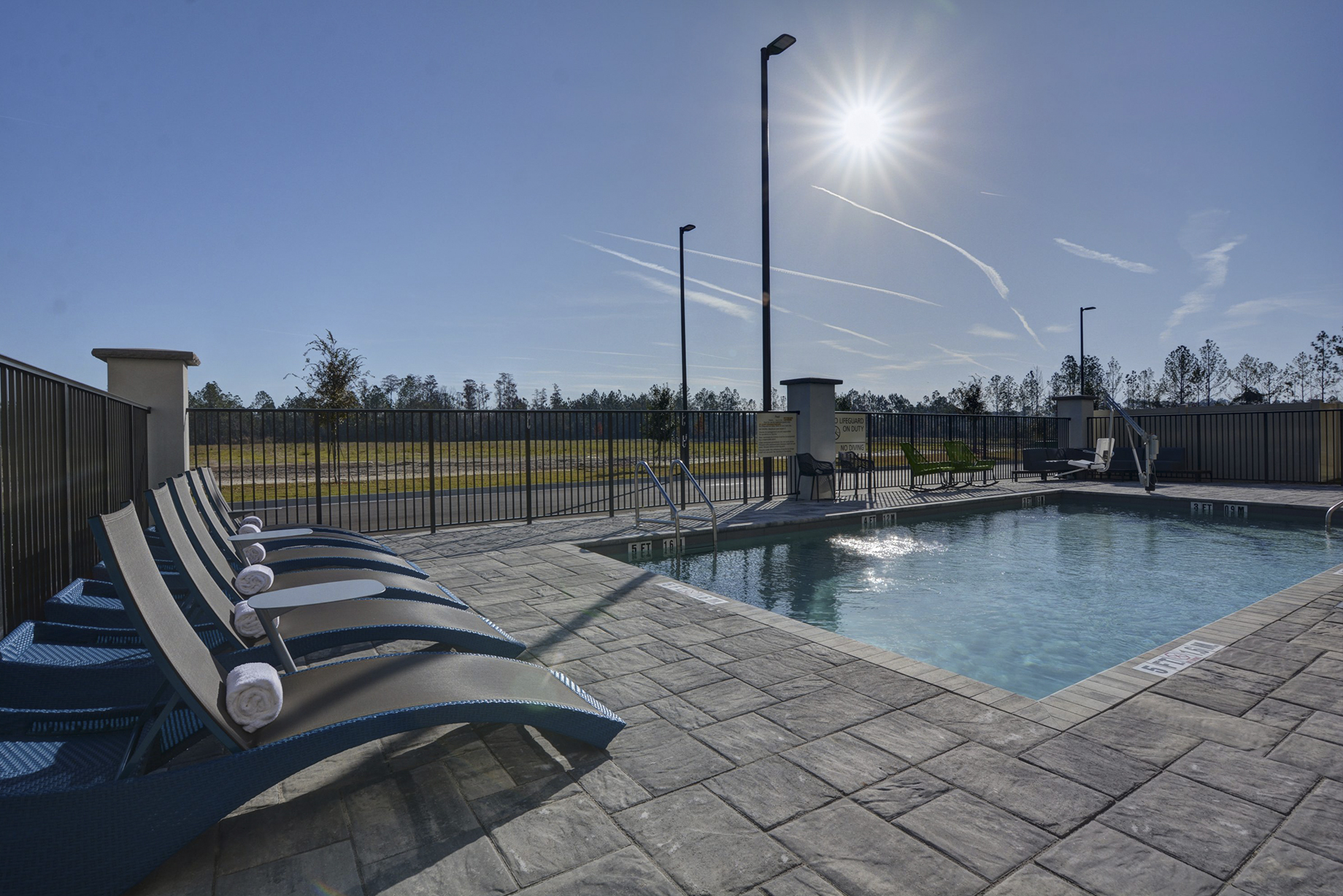 HAMPTON INN & SUITES Middleburg, FL – AON Hospitality Group